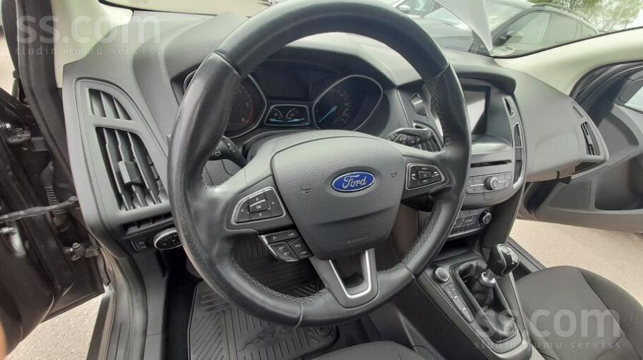 Pelēks Ford Focus 2017 Rīga, ar dzinēja tilpumu 1.50 L un nobraukumu 257 tūkst. km par 4750 €, foto 7 vietnē AUTOMOTO.COM.LV