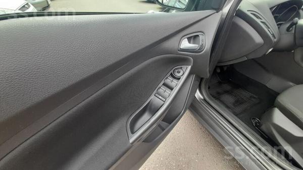 Grey Ford Focus 2017 in Riga, with an engine capacity of 1.50 L and mileage of 257 thousand km for 4750 €, photo 7 on AUTOMOTO.COM.LV