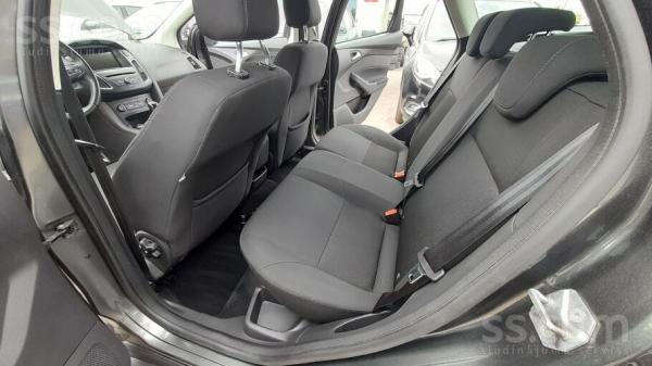 Grey Ford Focus 2017 in Riga, with an engine capacity of 1.50 L and mileage of 257 thousand km for 4750 €, photo 8 on AUTOMOTO.COM.LV