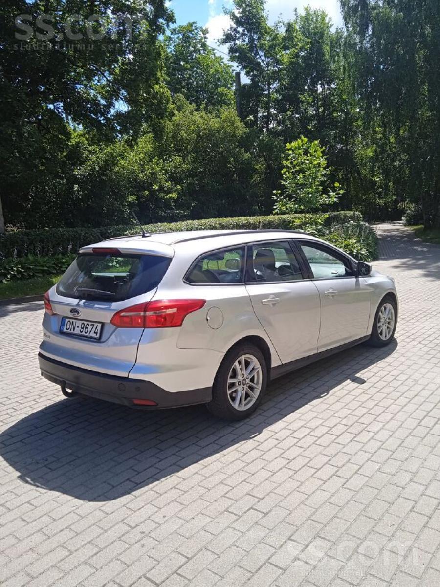 Pelēks Ford Focus 2017 Rīga, ar dzinēja tilpumu 1.50 L un nobraukumu 212 tūkst. km par 4900 €, foto 6 vietnē AUTOMOTO.COM.LV
