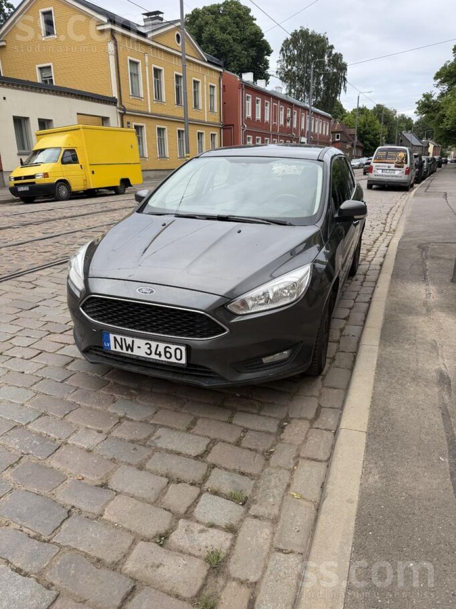 Серый Форд Фокус 2017 в Рига, объемом двигателя 1.50 л и пробегом 238 тыс. км за 2000 €, фото 4 на AUTOMOTO.COM.LV