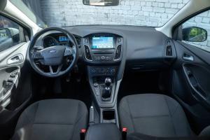 Pelēks Ford Focus 2017 Liepāja, ar dzinēja tilpumu 1.00 L un nobraukumu 196 tūkst. km par 5700 €, foto 7 vietnē AUTOMOTO.COM.LV