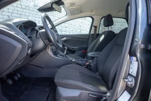 Pelēks Ford Focus 2017 Liepāja, ar dzinēja tilpumu 1.00 L un nobraukumu 196 tūkst. km par 5700 €, foto 9 vietnē AUTOMOTO.COM.LV