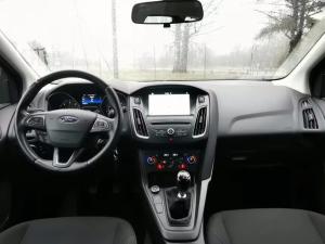 Pelēks Ford Focus 2017 Kuldīga, ar dzinēja tilpumu 1.50 L un nobraukumu 180 tūkst. km par 6800 €, foto 6 vietnē AUTOMOTO.COM.LV