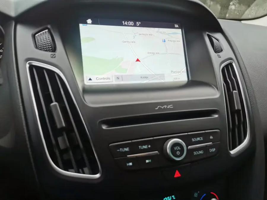 Pelēks Ford Focus 2017 Kuldīga, ar dzinēja tilpumu 1.50 L un nobraukumu 180 tūkst. km par 6800 €, foto 10 vietnē AUTOMOTO.COM.LV