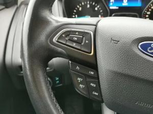 Pelēks Ford Focus 2017 Kuldīga, ar dzinēja tilpumu 1.50 L un nobraukumu 180 tūkst. km par 6800 €, foto 13 vietnē AUTOMOTO.COM.LV