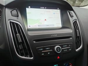 Grey Ford Focus 2017 in Riga, with an engine capacity of 1.50 L and mileage of 180 thousand km for 6800 €, photo 10 on AUTOMOTO.COM.LV