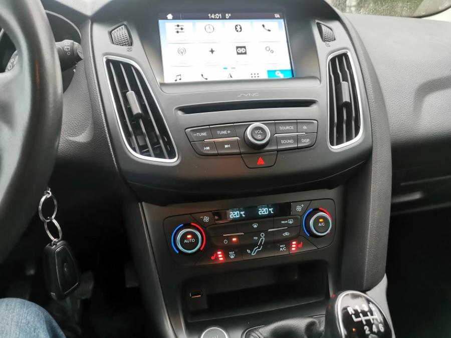 Grey Ford Focus 2017 in Riga, with an engine capacity of 1.50 L and mileage of 180 thousand km for 6800 €, photo 11 on AUTOMOTO.COM.LV
