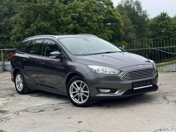 Grey Ford Focus 2017 in Vilnius, with an engine capacity of 1.00 L and mileage of 80 thousand km for 5900 €, photo 8 on AUTOMOTO.COM.LV