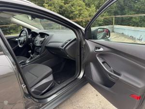 Pelēks Ford Focus 2017 Viļņa, ar dzinēja tilpumu 1.00 L un nobraukumu 80 tūkst. km par 5900 €, foto 17 vietnē AUTOMOTO.COM.LV