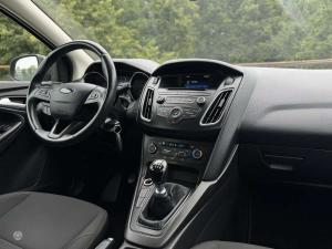 Pelēks Ford Focus 2017 Viļņa, ar dzinēja tilpumu 1.00 L un nobraukumu 80 tūkst. km par 5900 €, foto 18 vietnē AUTOMOTO.COM.LV