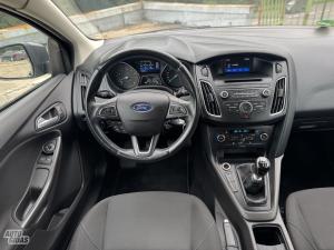 Pelēks Ford Focus 2017 Viļņa, ar dzinēja tilpumu 1.00 L un nobraukumu 80 tūkst. km par 5900 €, foto 4 vietnē AUTOMOTO.COM.LV