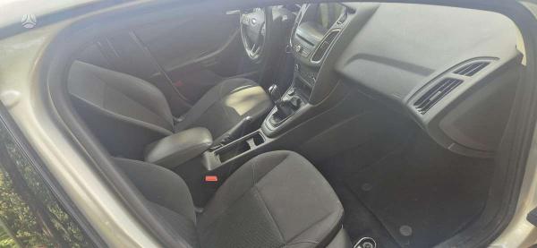 Pelēks Ford Focus 2017 Kupiškis, ar dzinēja tilpumu 1.00 L un nobraukumu 164 tūkst. km par 3900 €, foto 11 vietnē AUTOMOTO.COM.LV