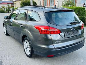 Grey Ford Focus 2017 in Prienai, with an engine capacity of 1.00 L and mileage of 215 thousand km for 4299 €, photo 5 on AUTOMOTO.COM.LV