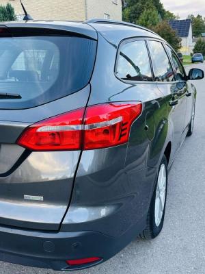 Grey Ford Focus 2017 in Prienai, with an engine capacity of 1.00 L and mileage of 215 thousand km for 4299 €, photo 22 on AUTOMOTO.COM.LV