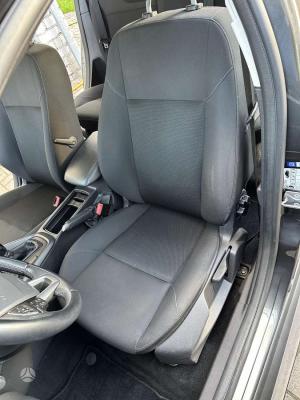Grey Ford Focus 2017 in Prienai, with an engine capacity of 1.00 L and mileage of 215 thousand km for 4299 €, photo 30 on AUTOMOTO.COM.LV