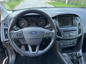 Grey Ford Focus 2017 in Prienai, with an engine capacity of 1.00 L and mileage of 215 thousand km for 4299 €, photo 58 on AUTOMOTO.COM.LV