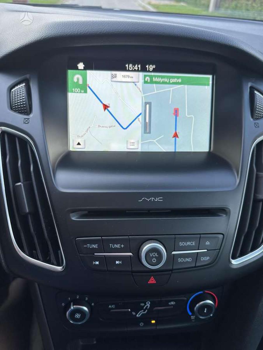 Grey Ford Focus 2017 in Prienai, with an engine capacity of 1.00 L and mileage of 215 thousand km for 4299 €, photo 61 on AUTOMOTO.COM.LV