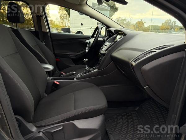 Grey Ford Focus 2017 in Riga, with an engine capacity of 1.50 L and mileage of 0 thousand km for 5490 €, photo 8 on AUTOMOTO.COM.LV