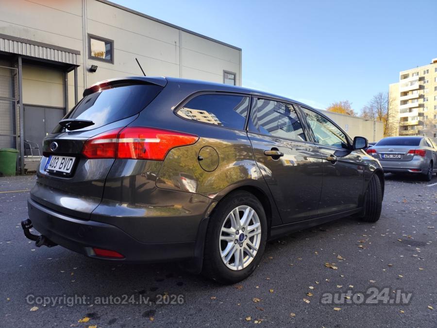 Grey Ford Focus 2017 in Tallinn, with an engine capacity of 1.60 L and mileage of 162 thousand km for 6700 €, photo 4 on AUTOMOTO.COM.LV