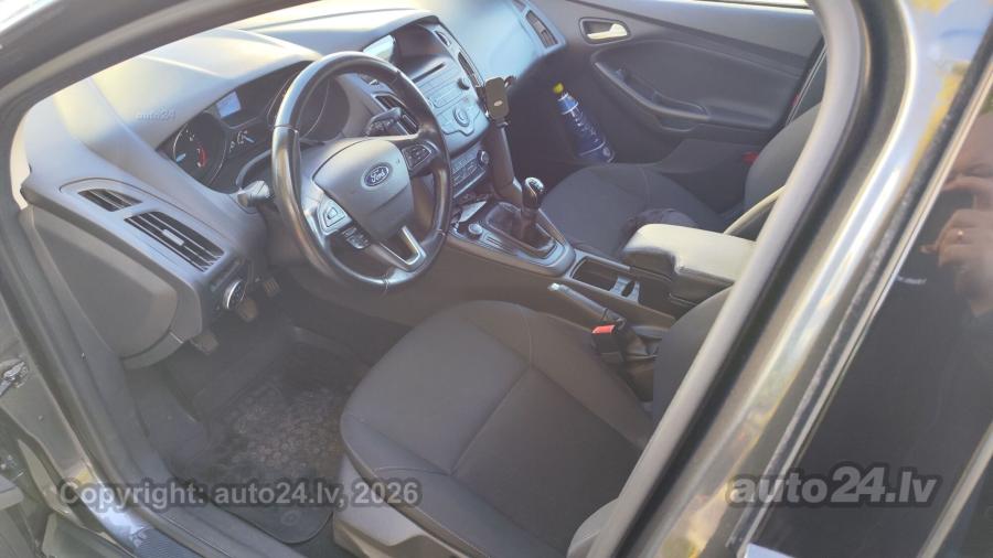 Grey Ford Focus 2017 in Tallinn, with an engine capacity of 1.60 L and mileage of 162 thousand km for 6700 €, photo 10 on AUTOMOTO.COM.LV