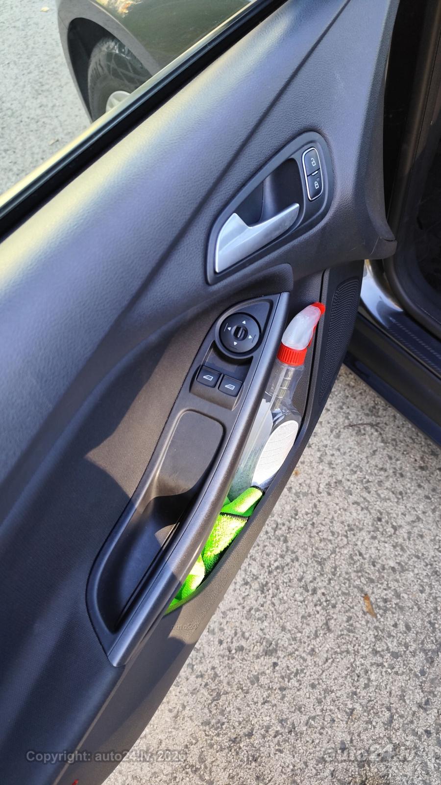 Grey Ford Focus 2017 in Tallinn, with an engine capacity of 1.60 L and mileage of 162 thousand km for 6700 €, photo 13 on AUTOMOTO.COM.LV