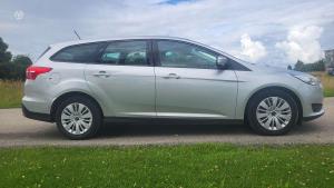 Grey Ford Focus 2018 in Siauliai, with an engine capacity of 1.50 L and mileage of 157 thousand km for 4650 €, photo 6 on AUTOMOTO.COM.LV
