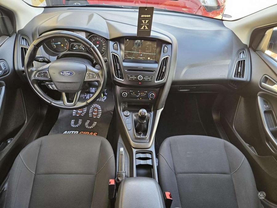 Pelēks Ford Focus 2018 Šauļi, ar dzinēja tilpumu 1.00 L un nobraukumu 142 tūkst. km par 5450 €, foto 13 vietnē AUTOMOTO.COM.LV