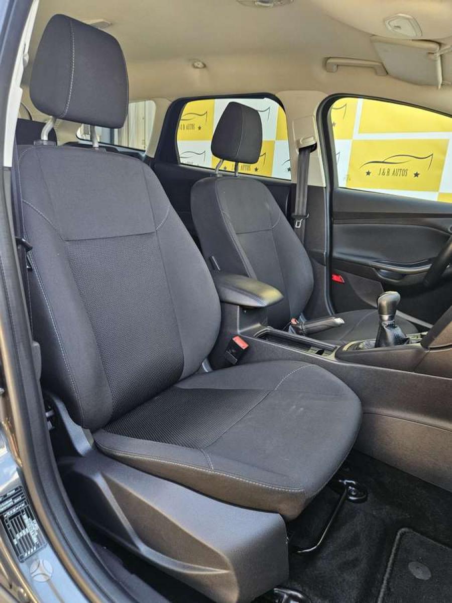 Pelēks Ford Focus 2018 Šauļi, ar dzinēja tilpumu 1.00 L un nobraukumu 142 tūkst. km par 5450 €, foto 15 vietnē AUTOMOTO.COM.LV