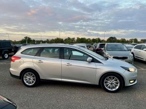 Pelēks Ford Focus 2018 Viļņa, ar dzinēja tilpumu 1.00 L un nobraukumu 126 tūkst. km par 4200 €, foto 5 vietnē AUTOMOTO.COM.LV
