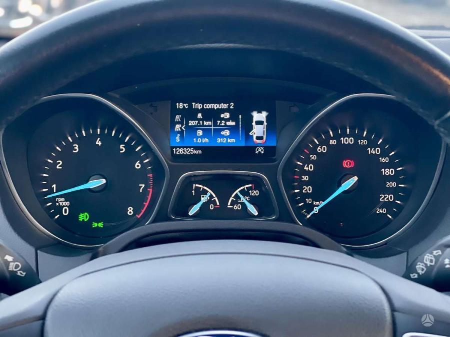 Pelēks Ford Focus 2018 Viļņa, ar dzinēja tilpumu 1.00 L un nobraukumu 126 tūkst. km par 4200 €, foto 15 vietnē AUTOMOTO.COM.LV
