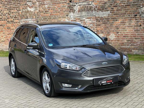 Grey Ford Focus 2018 in Kedainiai, with an engine capacity of 2.00 L and mileage of 304 thousand km for 5700 €, photo 5 on AUTOMOTO.COM.LV