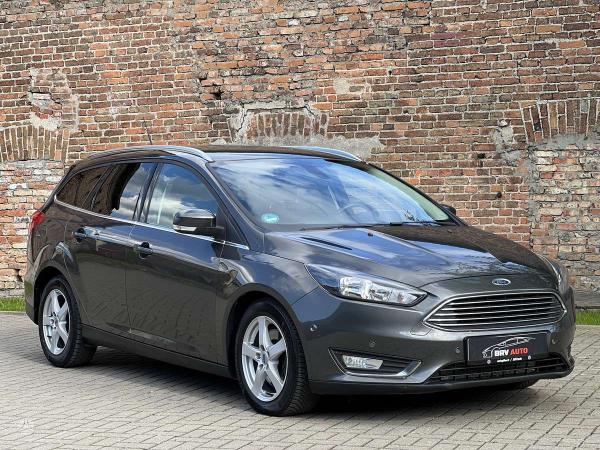 Grey Ford Focus 2018 in Kedainiai, with an engine capacity of 2.00 L and mileage of 304 thousand km for 5700 €, photo 6 on AUTOMOTO.COM.LV