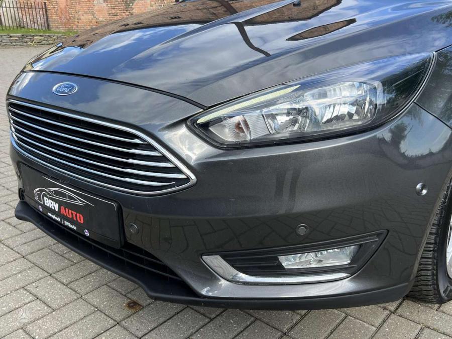 Grey Ford Focus 2018 in Kedainiai, with an engine capacity of 2.00 L and mileage of 304 thousand km for 5700 €, photo 13 on AUTOMOTO.COM.LV