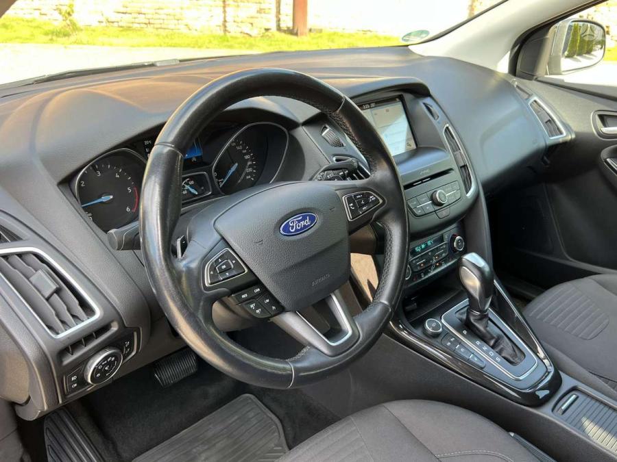 Grey Ford Focus 2018 in Kedainiai, with an engine capacity of 2.00 L and mileage of 304 thousand km for 5700 €, photo 23 on AUTOMOTO.COM.LV