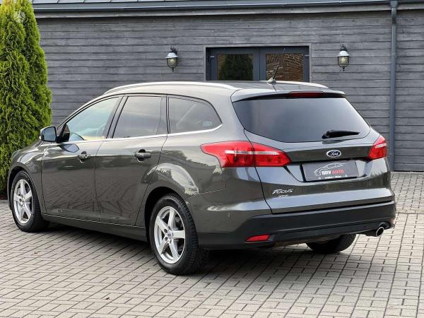 Ford Focus 2018 Kėdainiai vietnē Pelēks Ford Focus 2018 Kėdainiai, ar dzinēja tilpumu 2.00 L un nobraukumu 305 tūkst. km par 5650 €, foto 10 vietnē AUTOMOTO.COM.LV