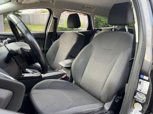 Pelēks Ford Focus 2018 Kėdainiai, ar dzinēja tilpumu 2.00 L un nobraukumu 305 tūkst. km par 5650 €, foto 30 vietnē AUTOMOTO.COM.LV