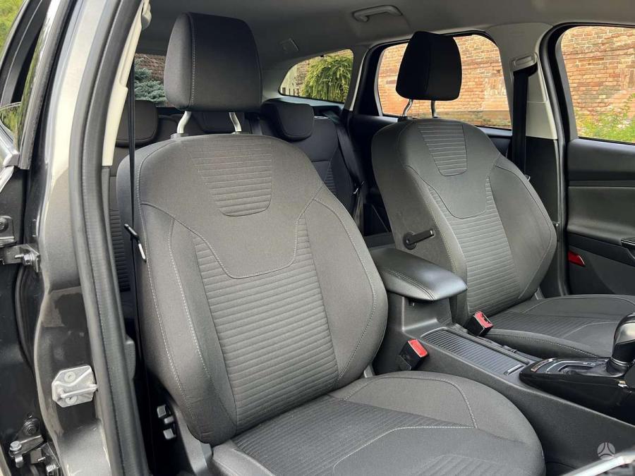Pelēks Ford Focus 2018 Kėdainiai, ar dzinēja tilpumu 2.00 L un nobraukumu 305 tūkst. km par 5650 €, foto 34 vietnē AUTOMOTO.COM.LV