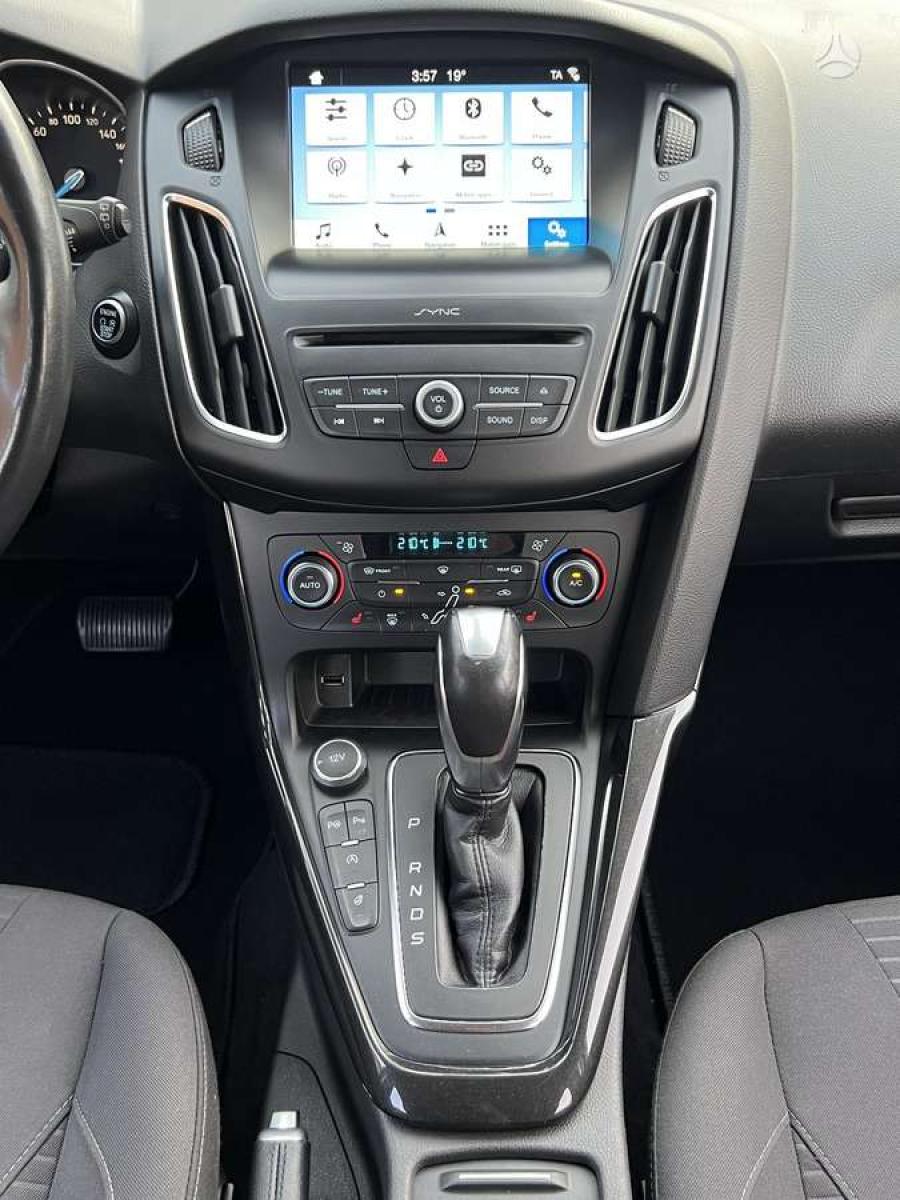 Pelēks Ford Focus 2018 Kėdainiai, ar dzinēja tilpumu 2.00 L un nobraukumu 305 tūkst. km par 5650 €, foto 37 vietnē AUTOMOTO.COM.LV