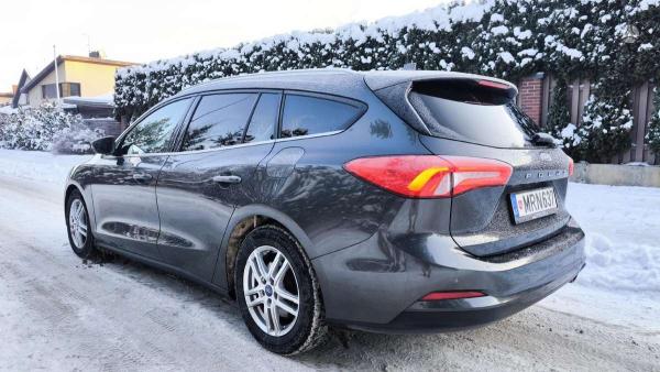 Grey Ford Focus 2019 in Vilnius, with an engine capacity of 2.00 L and mileage of 227 thousand km for 8850 €, photo 5 on AUTOMOTO.COM.LV