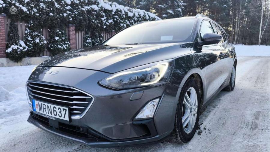 Grey Ford Focus 2019 in Vilnius, with an engine capacity of 2.00 L and mileage of 227 thousand km for 8850 €, photo 6 on AUTOMOTO.COM.LV