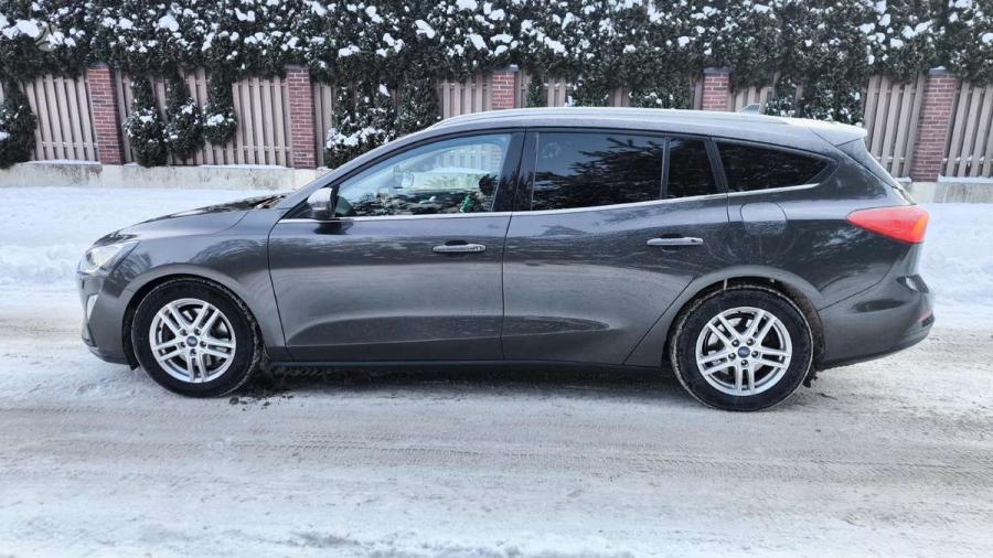 Grey Ford Focus 2019 in Vilnius, with an engine capacity of 2.00 L and mileage of 227 thousand km for 8850 €, photo 8 on AUTOMOTO.COM.LV