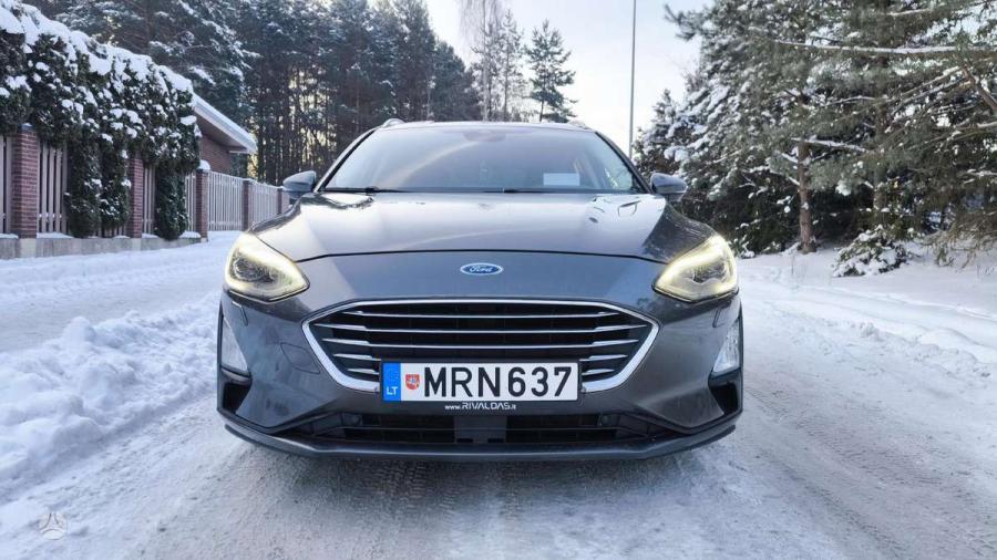 Grey Ford Focus 2019 in Vilnius, with an engine capacity of 2.00 L and mileage of 227 thousand km for 8850 €, photo 10 on AUTOMOTO.COM.LV