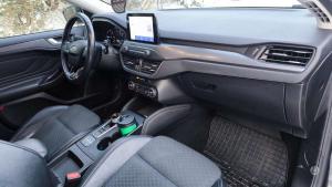 Grey Ford Focus 2019 in Vilnius, with an engine capacity of 2.00 L and mileage of 227 thousand km for 8850 €, photo 16 on AUTOMOTO.COM.LV