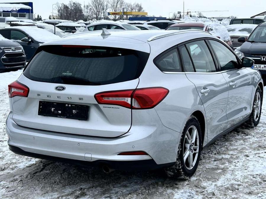 Grey Ford Focus 2019 in Kretinga, with an engine capacity of 1.00 L and mileage of 70 thousand km for 7950 €, photo 9 on AUTOMOTO.COM.LV