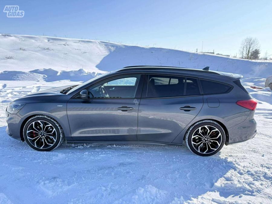 Grey Ford Focus 2019 in Vilnius, with an engine capacity of 1.50 L and mileage of 138 thousand km for 10900 €, photo 7 on AUTOMOTO.COM.LV