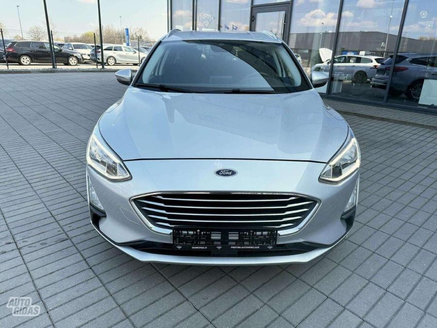 Grey Ford Focus 2019 in Kaunas, with an engine capacity of 1.00 L and mileage of 138 thousand km for 7900 €, photo 2 on AUTOMOTO.COM.LV