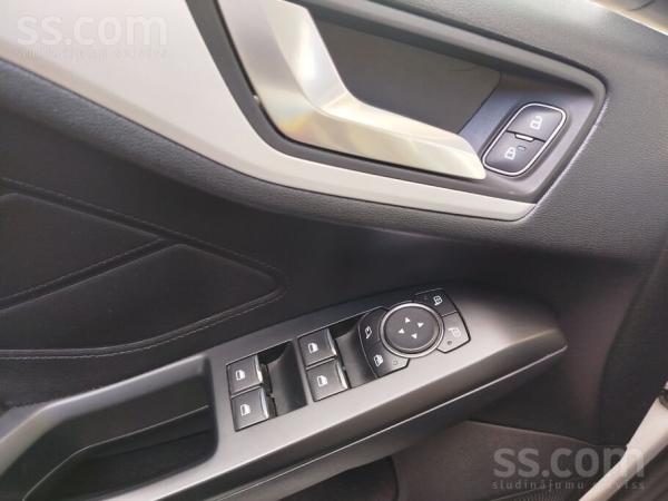 Pelēks Ford Focus 2019 Rīga, ar dzinēja tilpumu 1.50 L un nobraukumu 104 tūkst. km par 8800 €, foto 9 vietnē AUTOMOTO.COM.LV