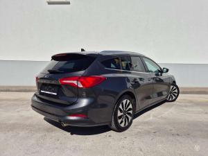Grey Ford Focus 2019 in Kaunas, with an engine capacity of 1.50 L and mileage of 190 thousand km for 4999 €, photo 3 on AUTOMOTO.COM.LV