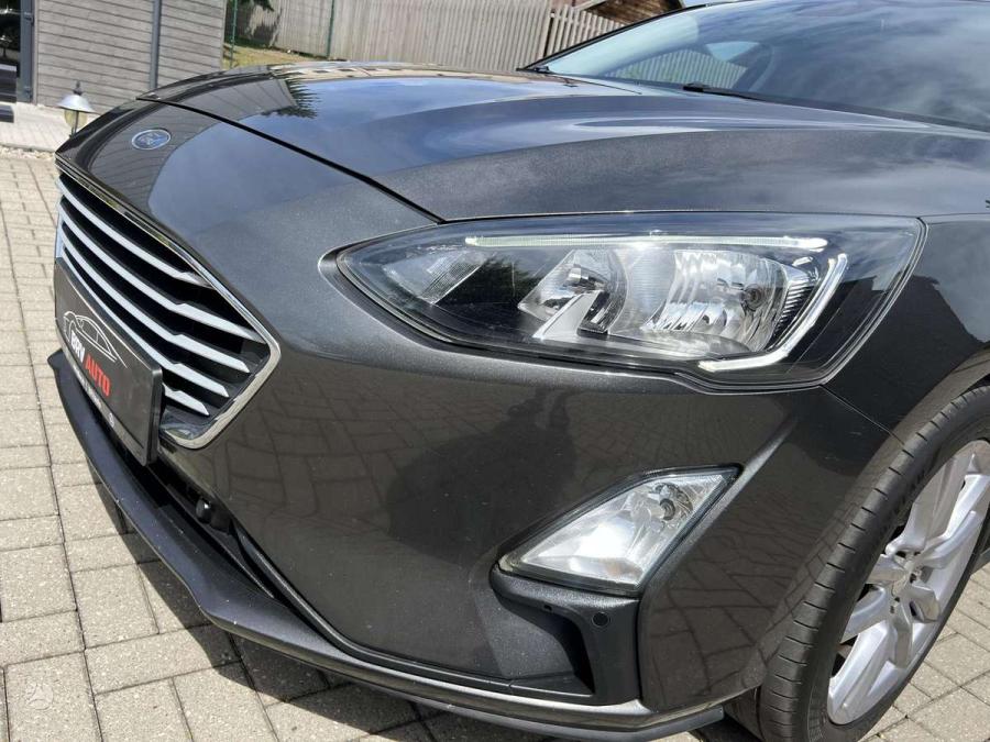 Grey Ford Focus 2019 in Kedainiai, with an engine capacity of 1.50 L and mileage of 240 thousand km for 7650 €, photo 12 on AUTOMOTO.COM.LV
